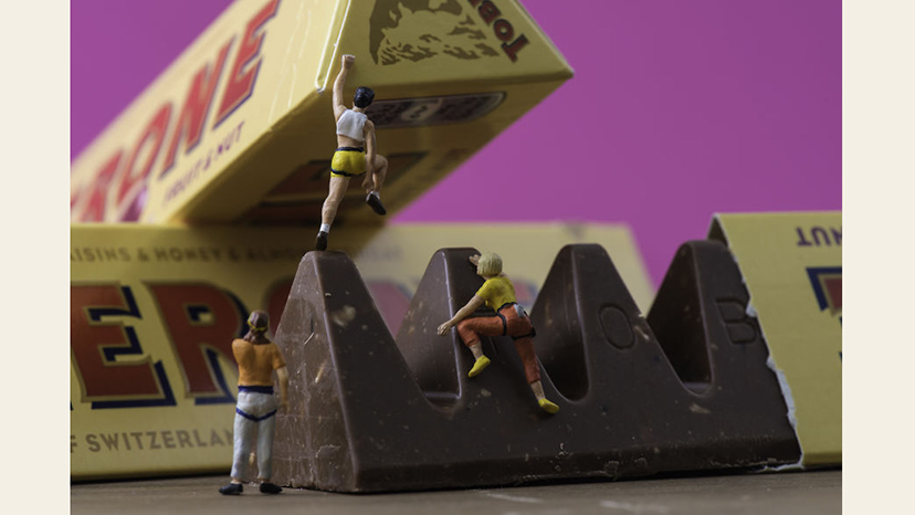 Peter Csakvari, el artista que crea mundos en miniatura - Billiken