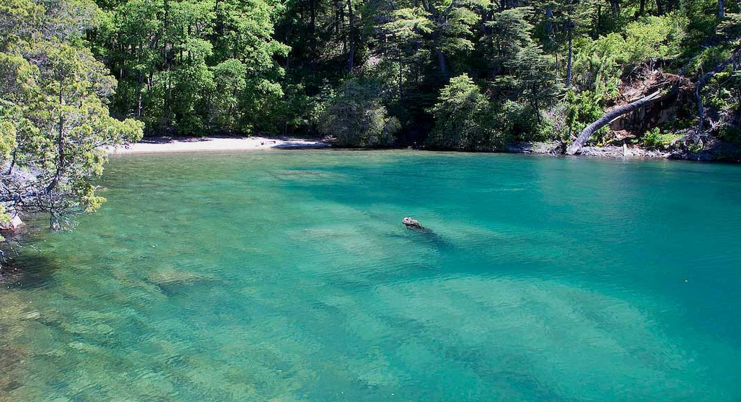 Playa de Yuco, el "caribe" patagónico que deslumbra con sus aguas verde ...