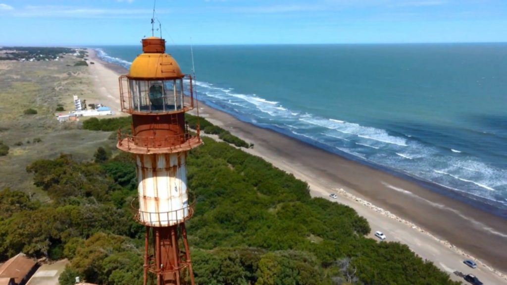 Faro Recalada, en Monte Hermoso, el más alto de Sudamérica - Billiken