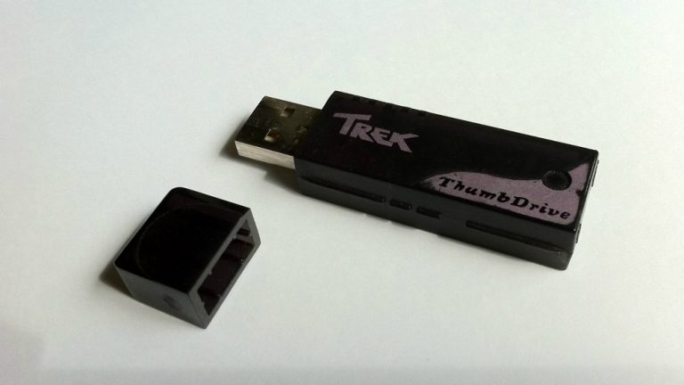 Pendrive: el origen del invento que terminó con los CD'S - Billiken