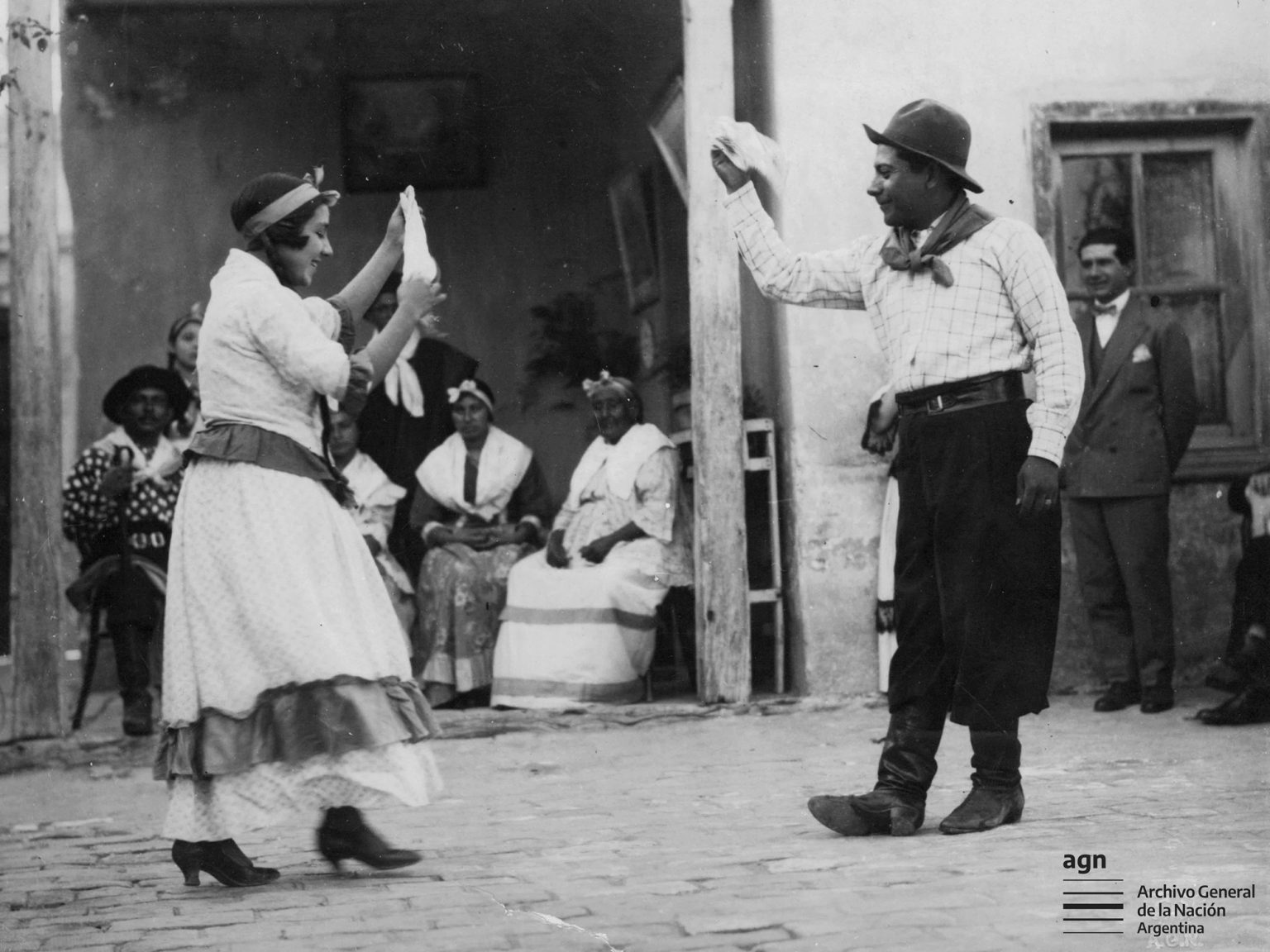 ¿Cuál es el origen y el significado de la palabra zamba? - Billiken