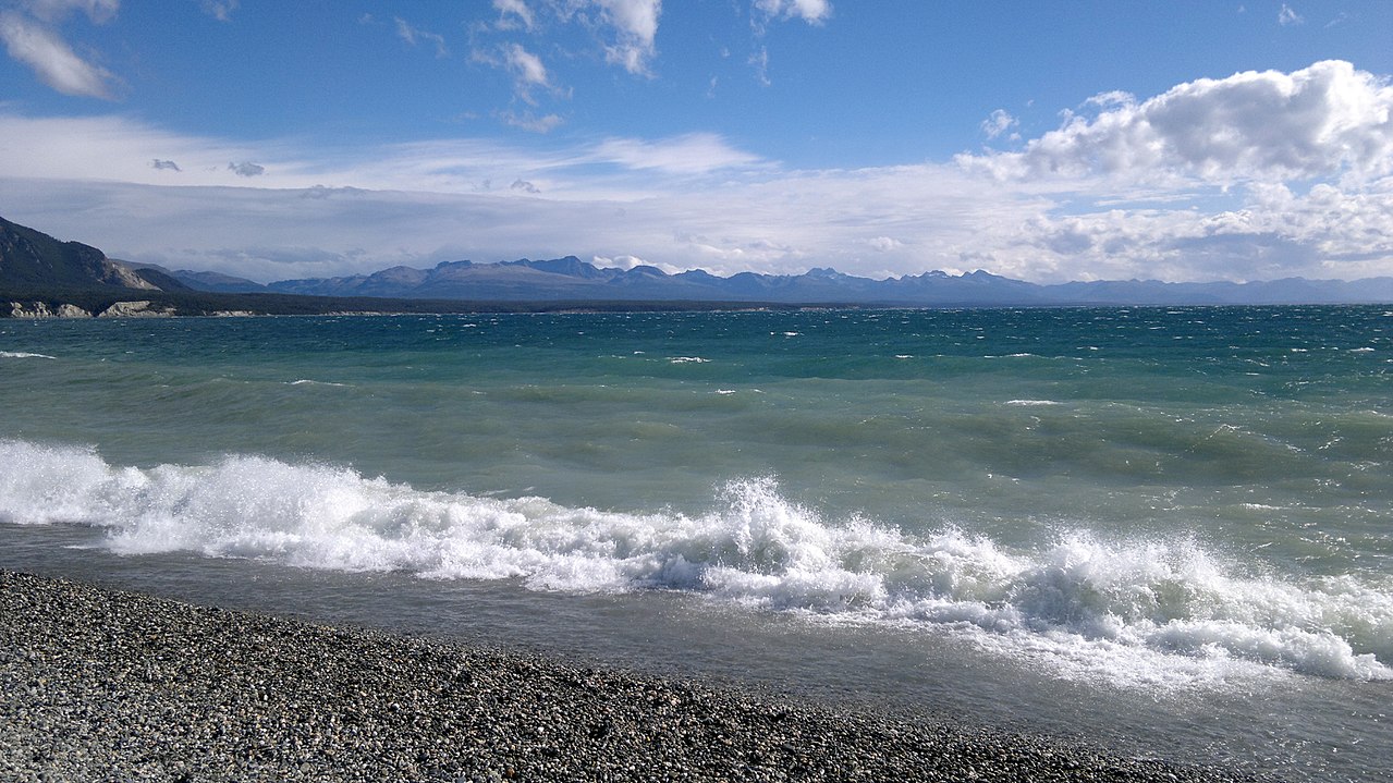 Lago Fagnano, el espejo de agua más grande de Tierra del Fuego - Billiken