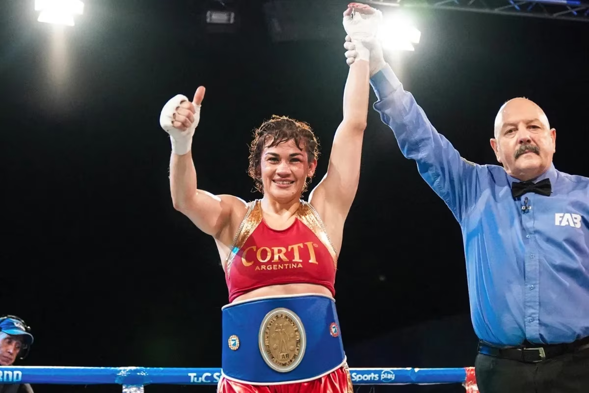 Marcela "Tigresa" Acuña: el boxeo también tiene perfume de mujer - Billiken