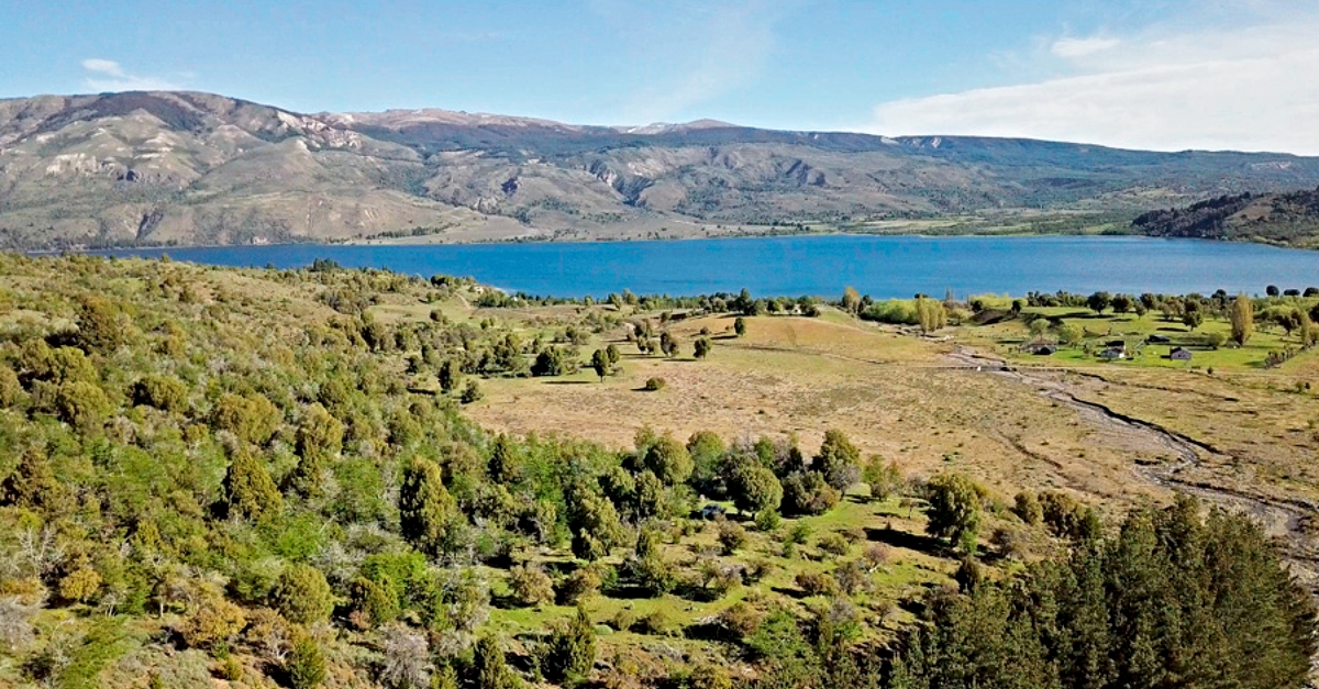 Lago Rosario, el llamativo espejo de agua tibia que se encuentra en la ...