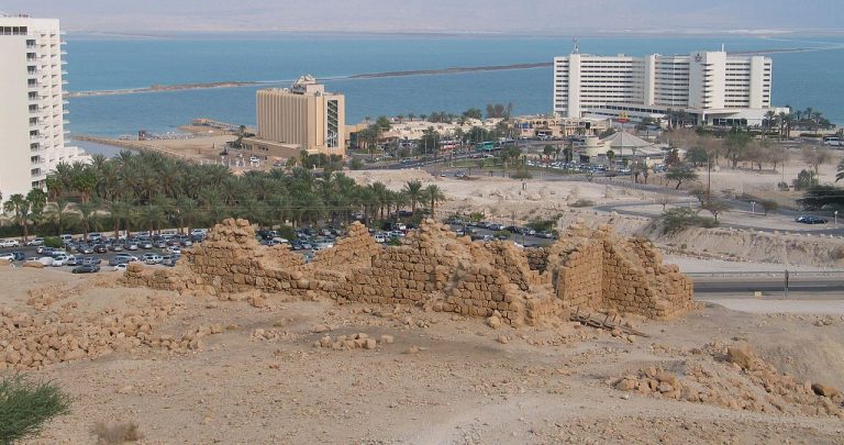 Ein Bokek, la increíble ciudad que se encuentra a 392 metros bajo el nivel del mar - Billiken
