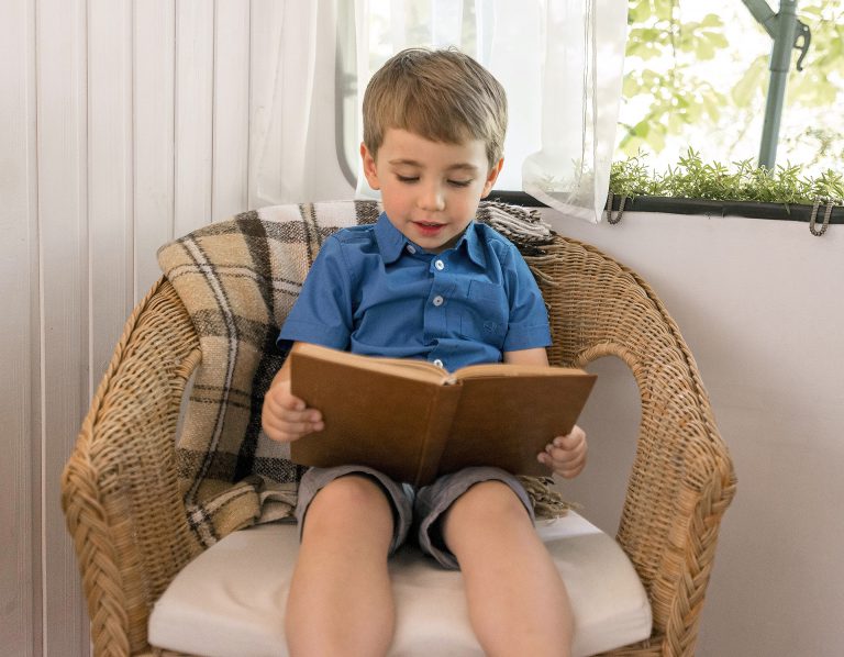 Leer en voz alta en clase: ¿es beneficioso? - Billiken