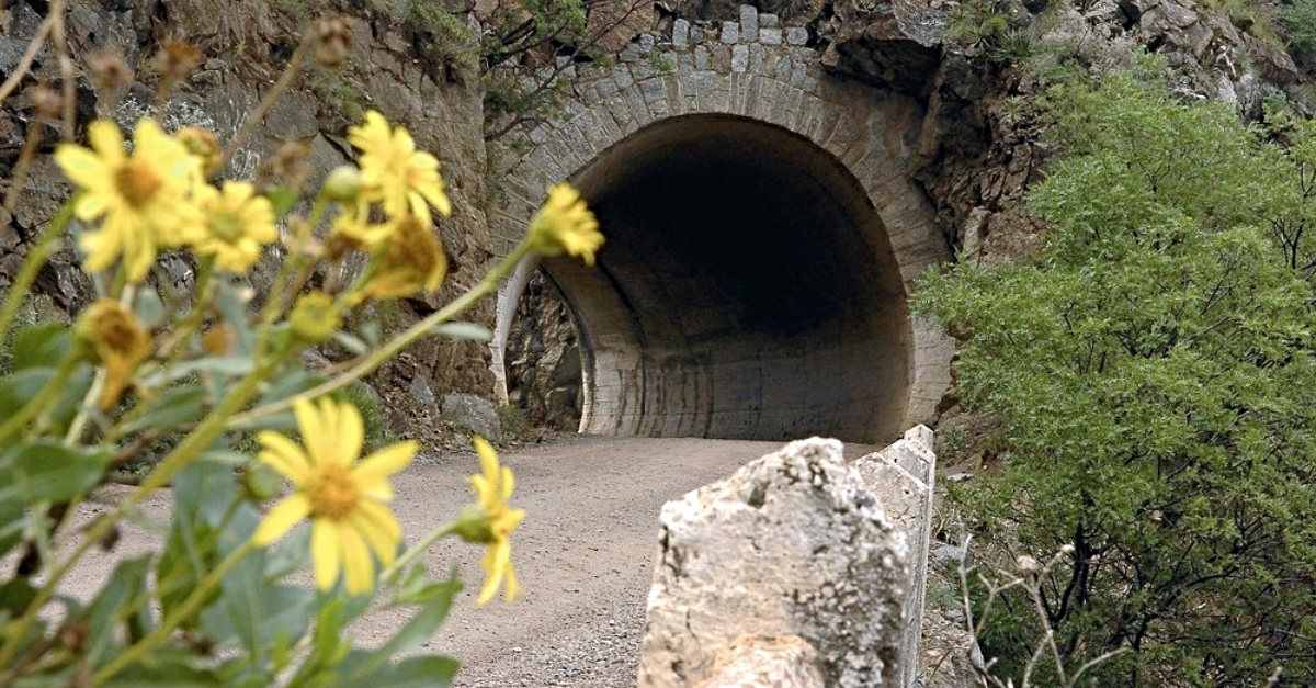 Los Túneles de Taninga: una increíble ruta que atraviesa las sierras de ...