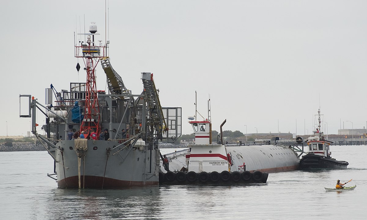 RP Flip: el extraño barco de 61 años que se hunde en vertical - Billiken