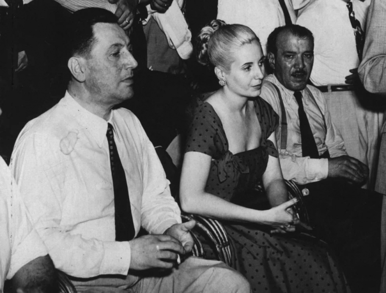 Eva Duarte de Perón, una vida en imágenes - Billiken