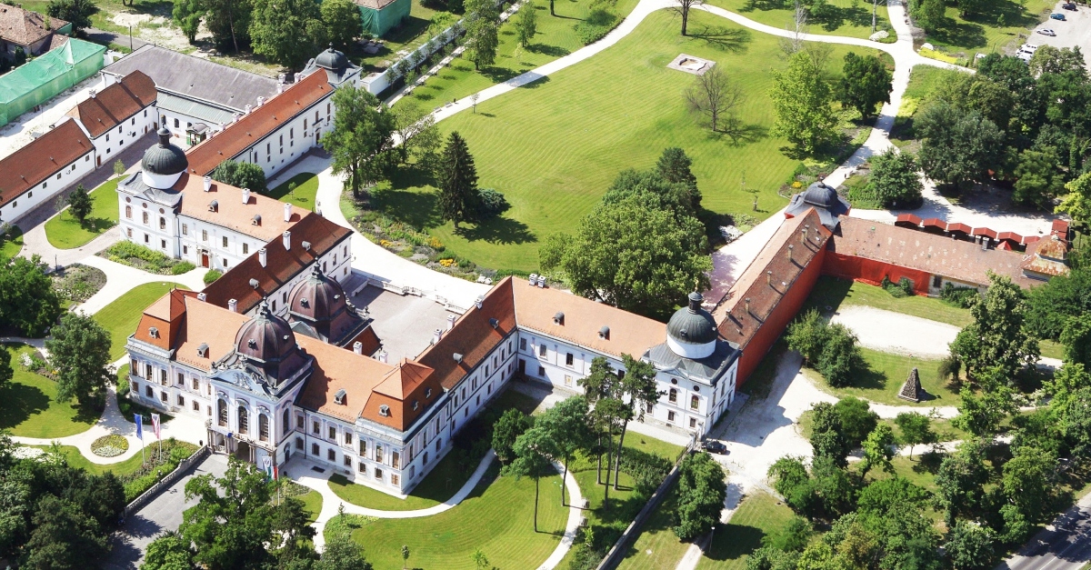 Gödöllő, el sorprendente palacio real de Hungría que tiene 288 años de ...