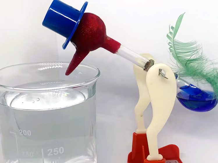 Pájaro bebedor: ¿cómo funciona y qué le pasaría si en vez de agua ...