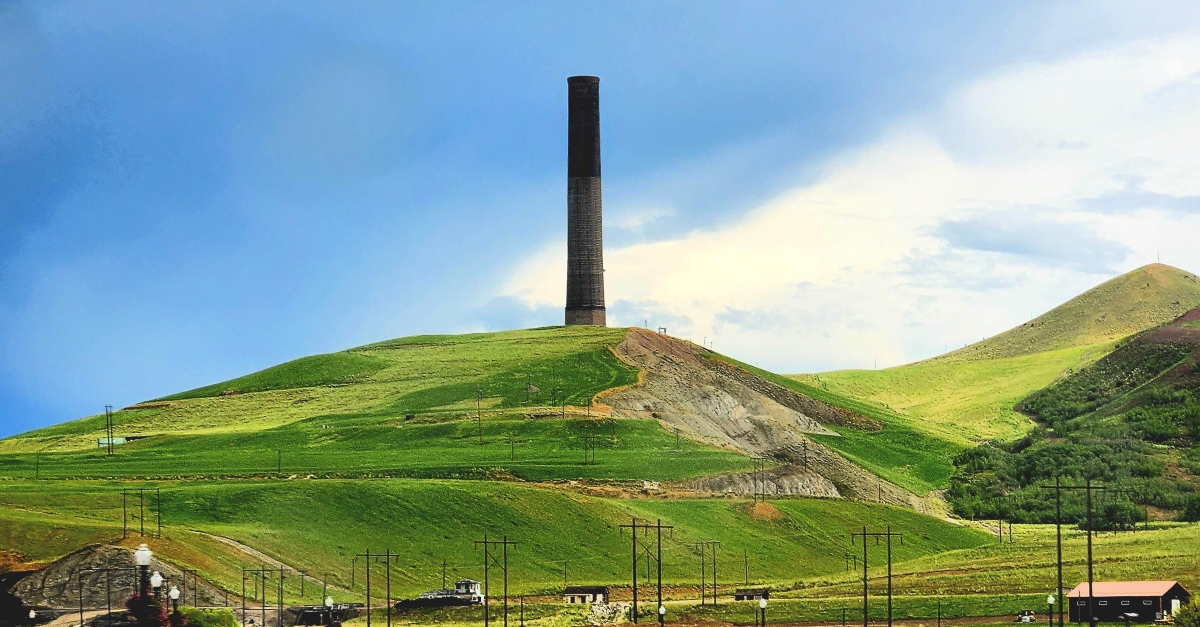 Anaconda Smelter Stack, la chimenea de ladrillo más alta del mundo ...