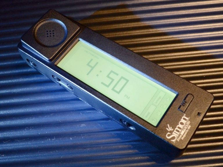 ¿Cuándo se lanzó el primer smartphone de la historia? - Billiken
