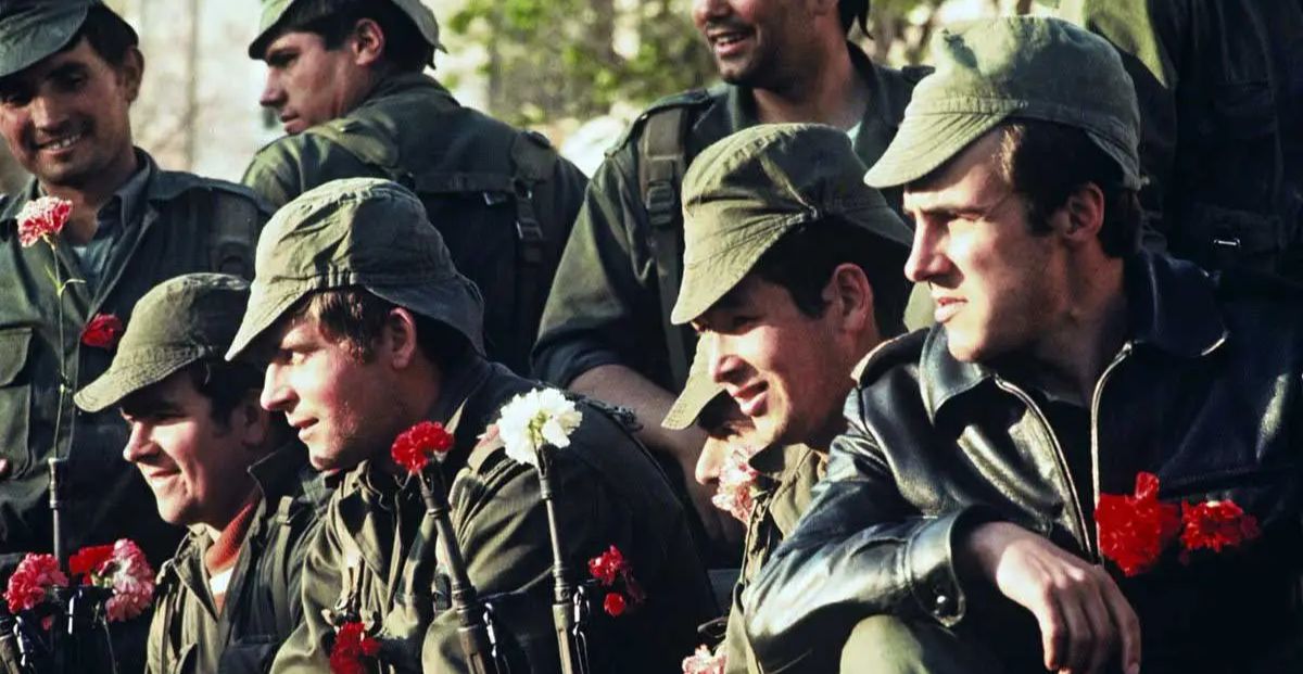 50 años de la Revolución de los Claveles: origen, causas y ...