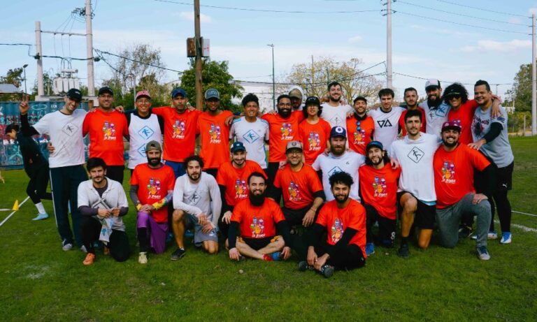 Ultimate, el deporte que se juega con un frisbee y no tiene referee ...