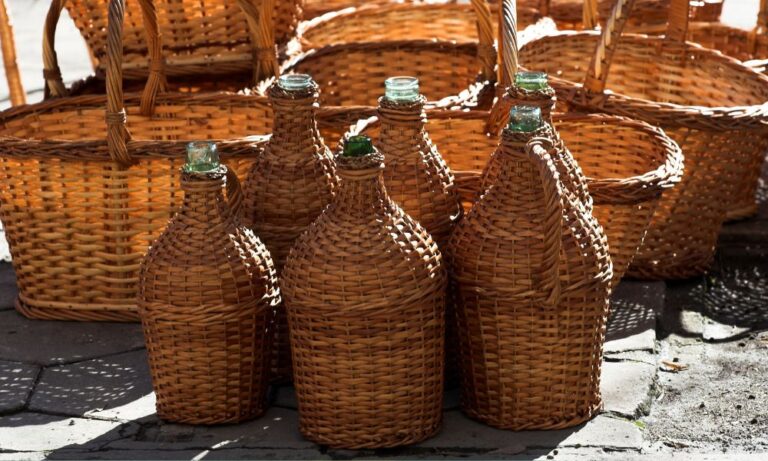 Damajuana: ¿cuál es la curiosa historia detrás de su nombre? - Billiken