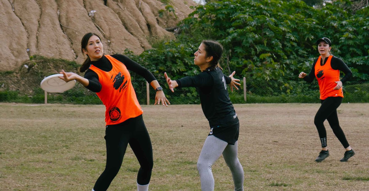 Ultimate, el deporte que se juega con un frisbee y no tiene referee ...