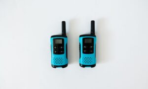 ¿Cómo funcionan los walkie talkie o "woki toki"? - Billiken