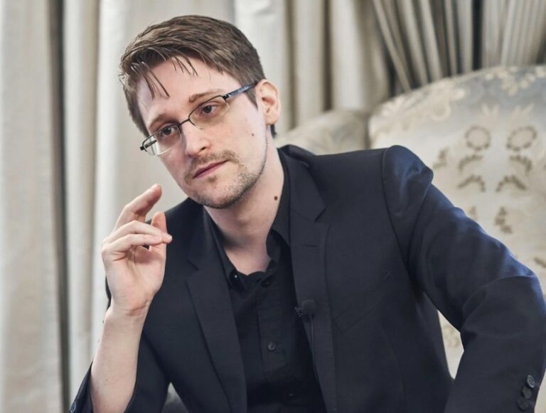 ¿Quién es Edward Snowden y por qué es un "traidor" para Estados Unidos ...