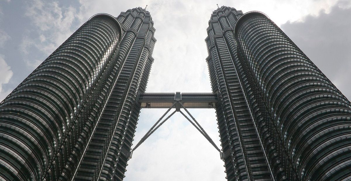 ¿Cuáles son las torres gemelas más altas del mundo y qué argentino las ...