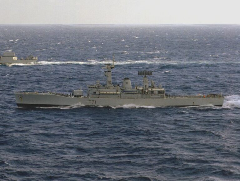 HMS Scylla (F71): la historia del primer barco de Europa que se hundió ...